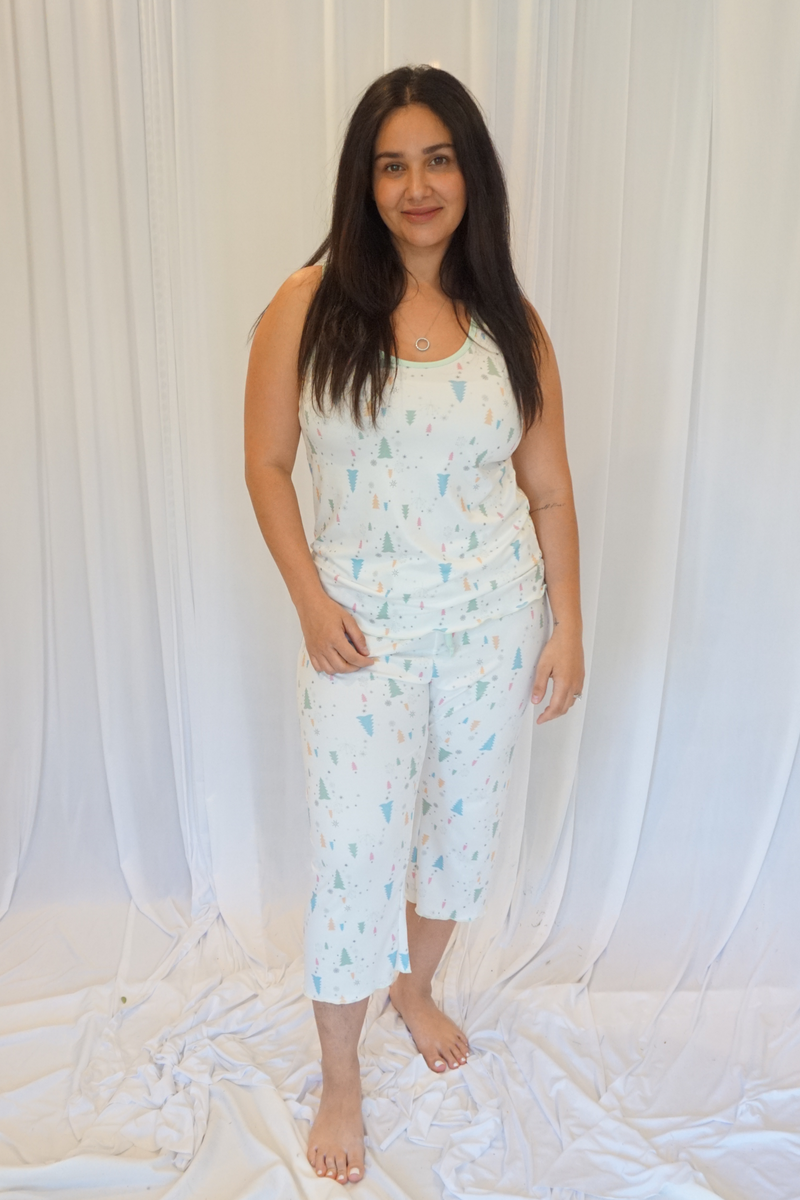 Cozy Christmas White Capris Set – Colada Co.