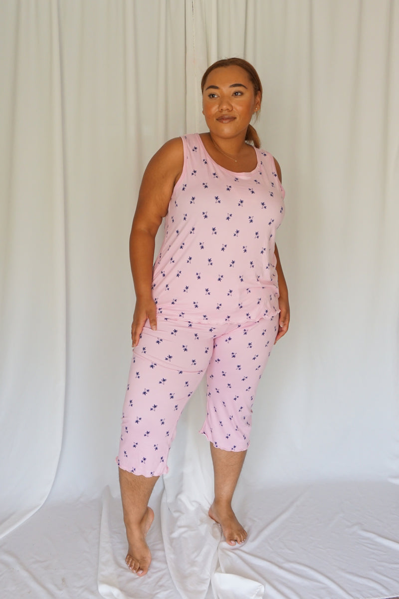 Cozy Pink Palm Pajama Capris Set – Colada Co.